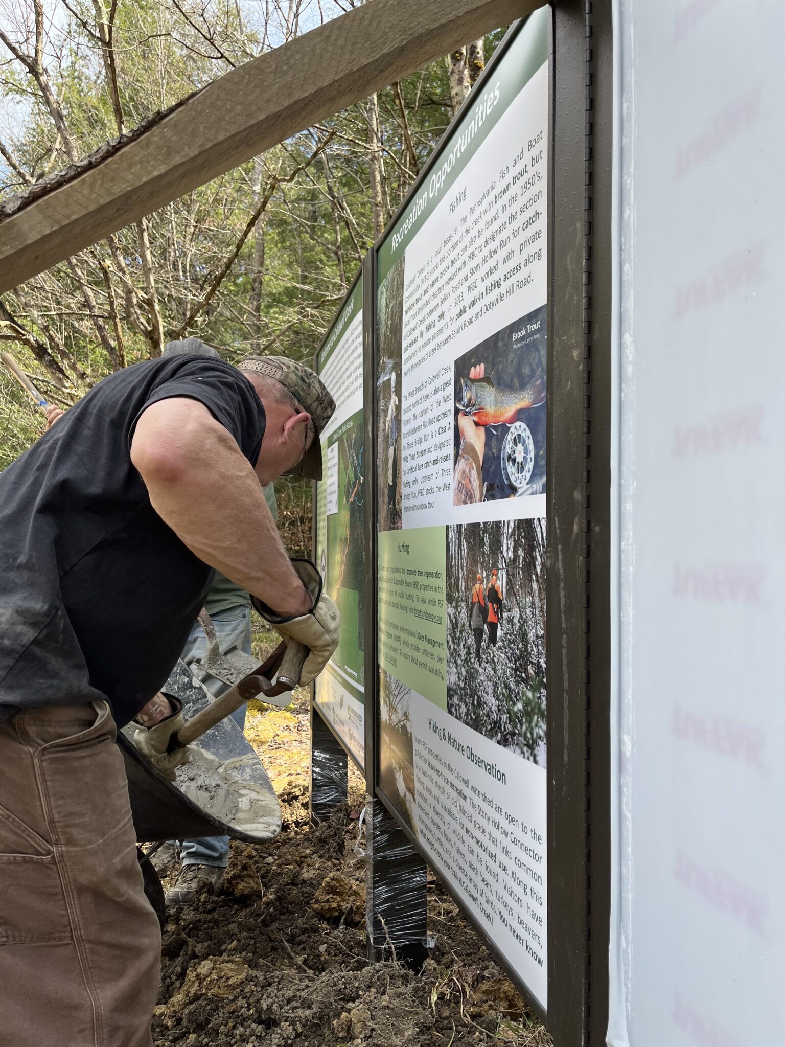 Volunteers install new info & access signs to highlight Caldwell Creek ...